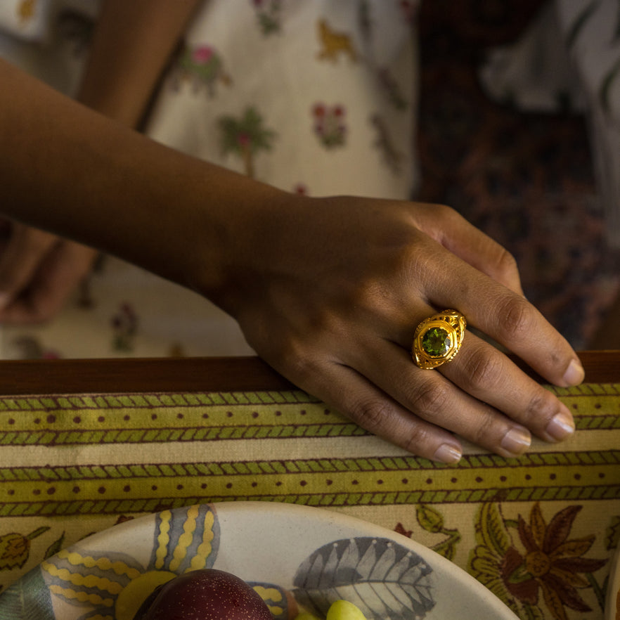 Nur-un-Nissa Ring – NOYRA